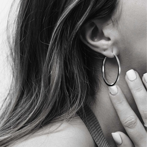 Aurelium Texture Hoop Large - Silver - Good Thing